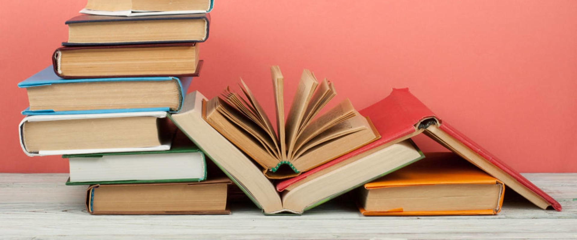 How Many Books Does a Successful Book Sell? A Comprehensive Guide